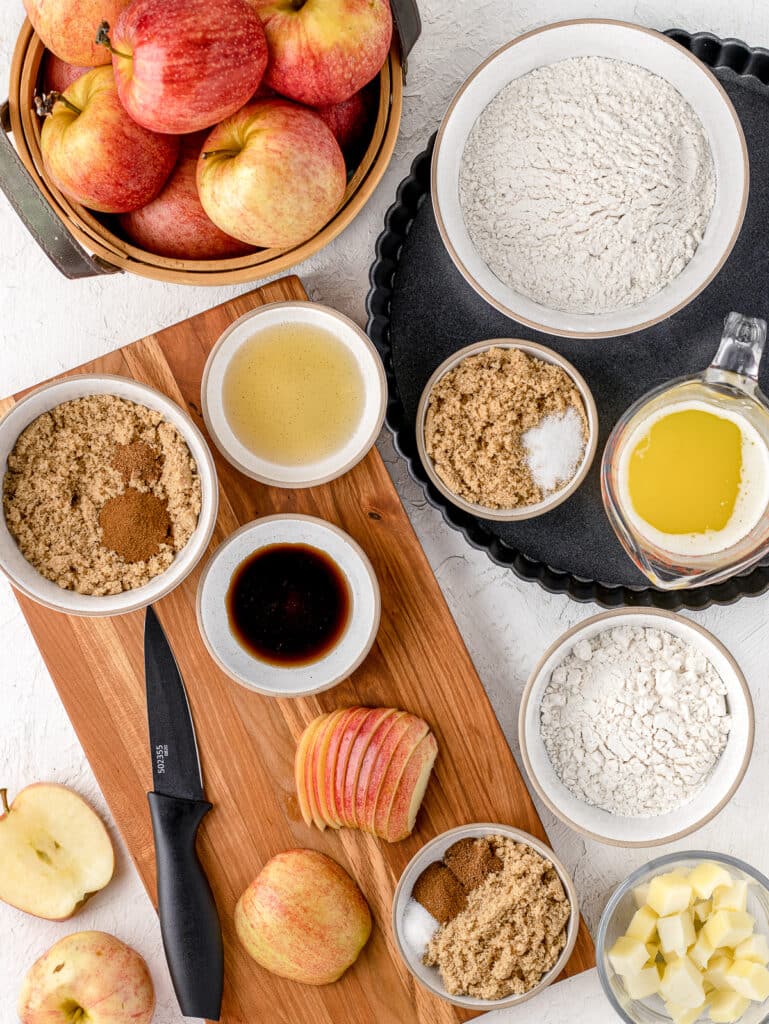 Simple Apple Crumble Tart - Entirely Elizabeth