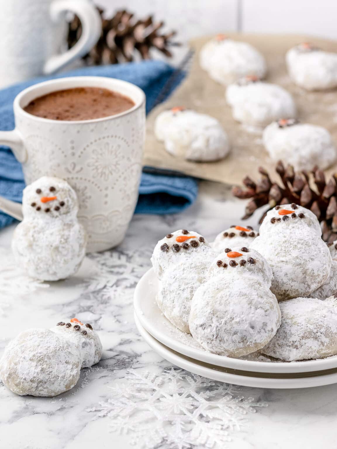 Snowman Snowball Cookies - Entirely Elizabeth